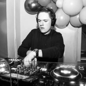 Max Isaac Centreforce DJ - Centreforce Radio 883